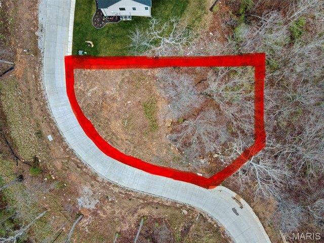 126 Summer Grace Ln, Saint Charles, MO 63304