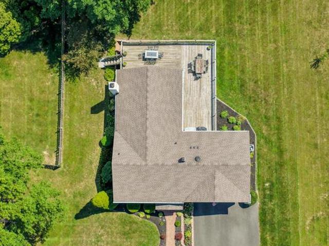 126 Surrey Lane