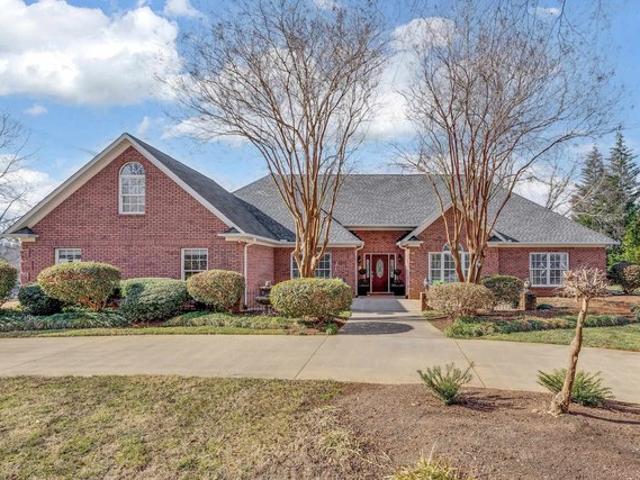 126 Patti Ct, Cowpens, SC 29330
