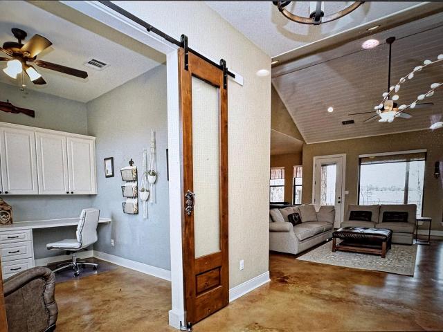 126 Packsaddle Dr