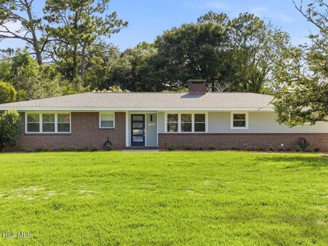 126 Parkwood Dr, Wilmington, NC 28409