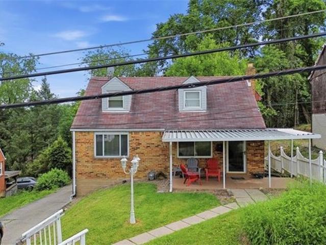 126 Pennoak Dr, Pittsburgh, PA 15235