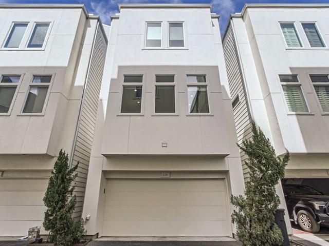 126 Pierce St, Houston, TX 77002