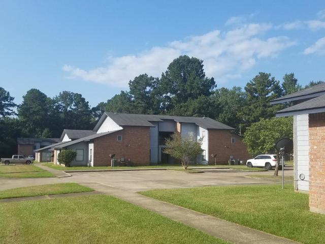 126 Pine Terrace Ln, 2 beds, 1 full bath