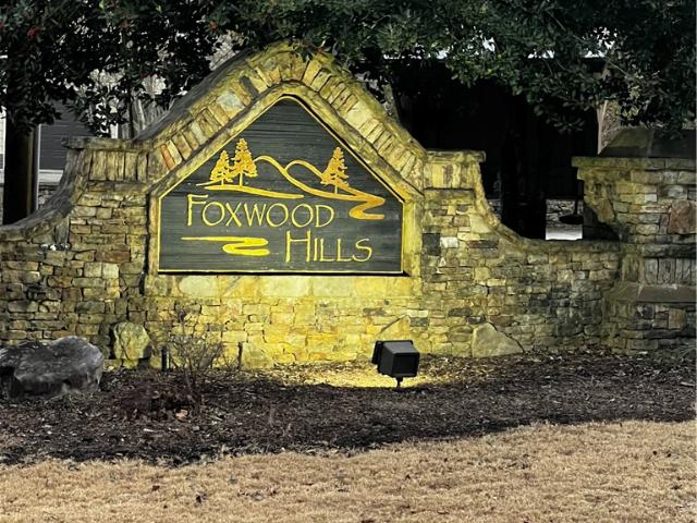 126 Quail Hollow Circle