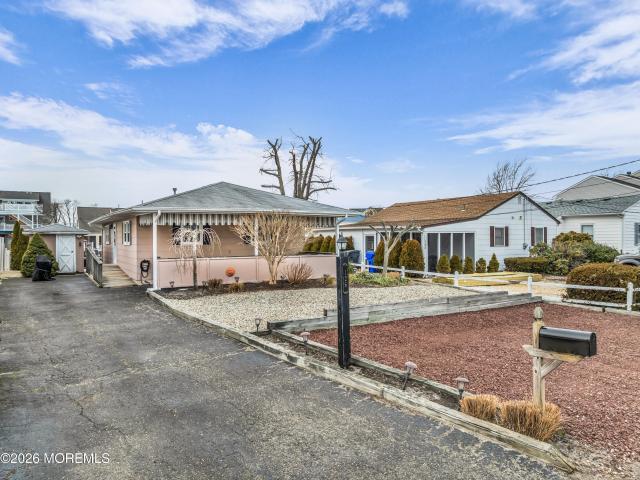 126 Royal Drive