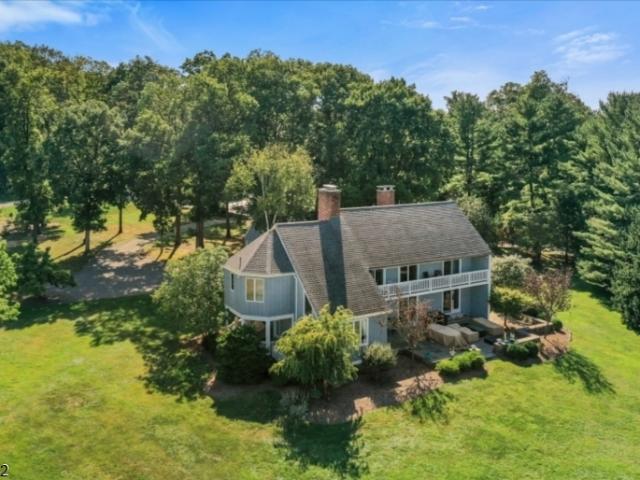 126 Rolling Hill Rd