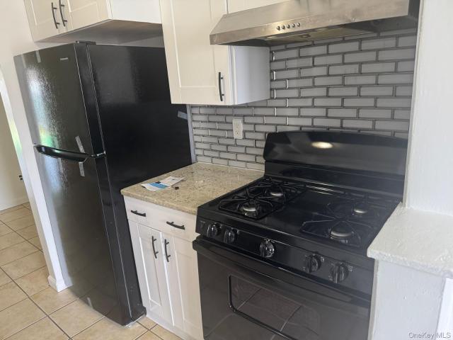 126 Roosevelt Dr, West Haverstraw, NY 10923 | MLS #977682 | Compass