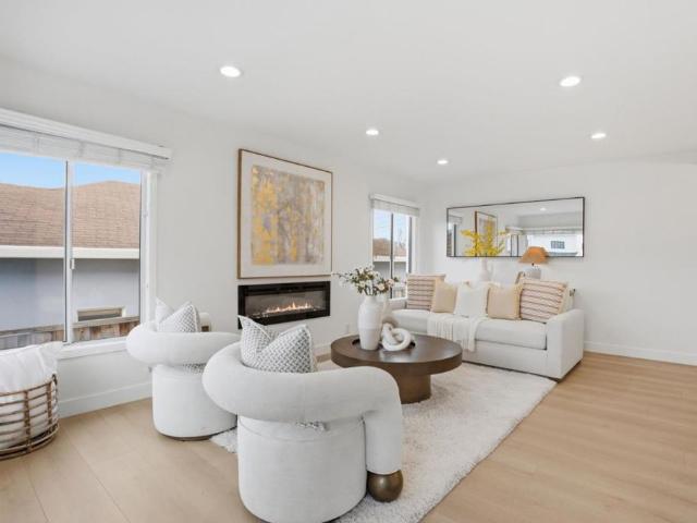 126 Rosewood Way