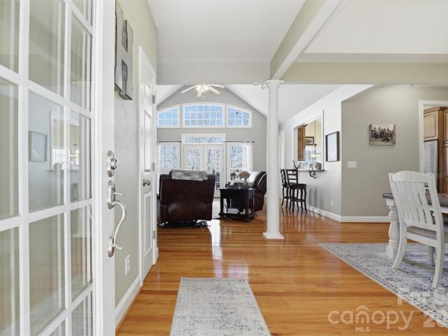 126 Ransom Way