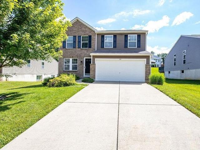 126 Regatta Dr, New Richmond, OH 45157
