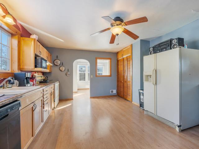 126 W 14TH Street