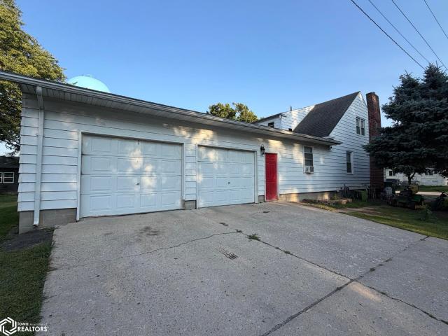 126 W 2nd Street