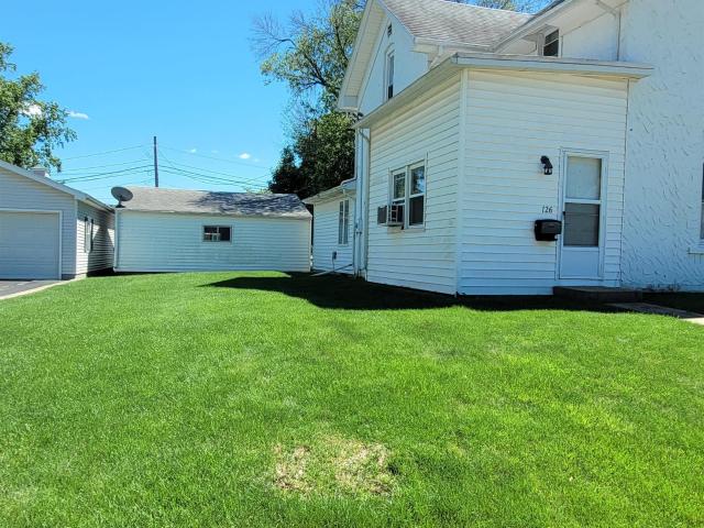 126 W Walnut Street