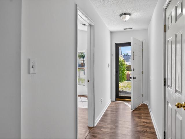 126 W Chopin Way