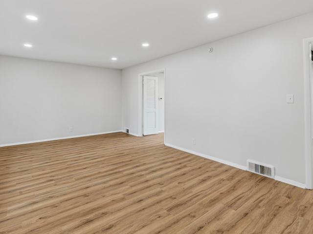 126 Woodhill Lane