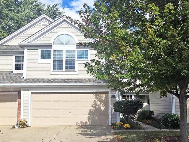 126 Woodstone Dr, Buffalo Grove, IL 60089