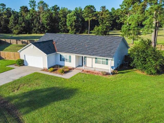 126 Walnut Hills Dr, Richlands, NC 28574