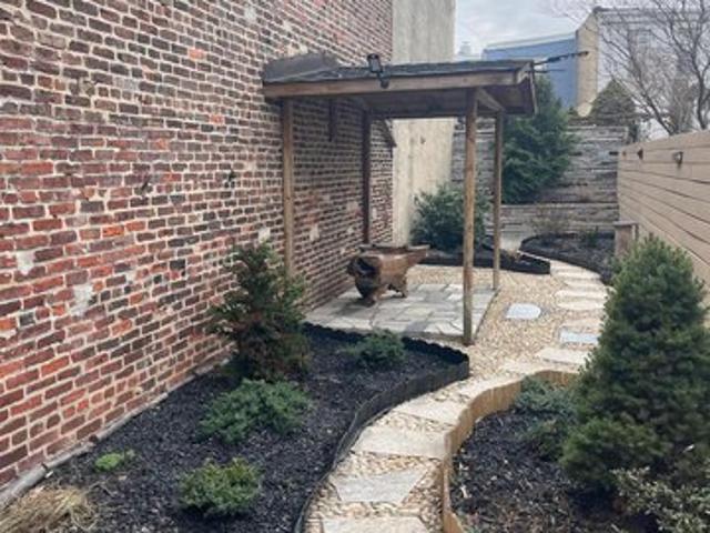 126 Tasker St, Philadelphia, PA 19148