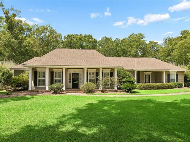 126 Tchefuncte Parc Drive