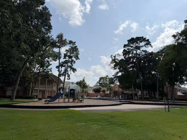 12743 Huntingwick Dr, Unit 149, Houston, TX 77024 | MLS #73919
