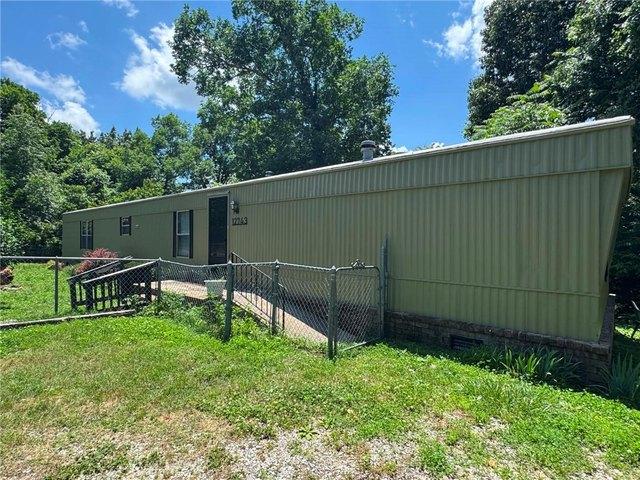 12743 Recreation Dr, Lowell, AR 72745