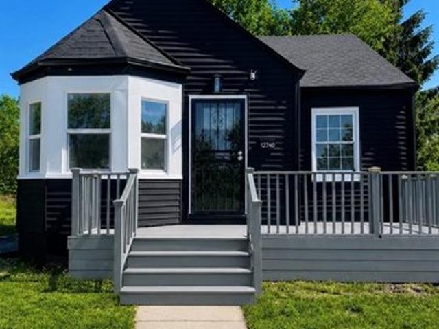 12740 August St, Detroit, MI 48205