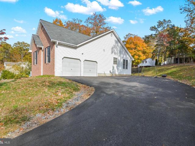 12740 Great Lane