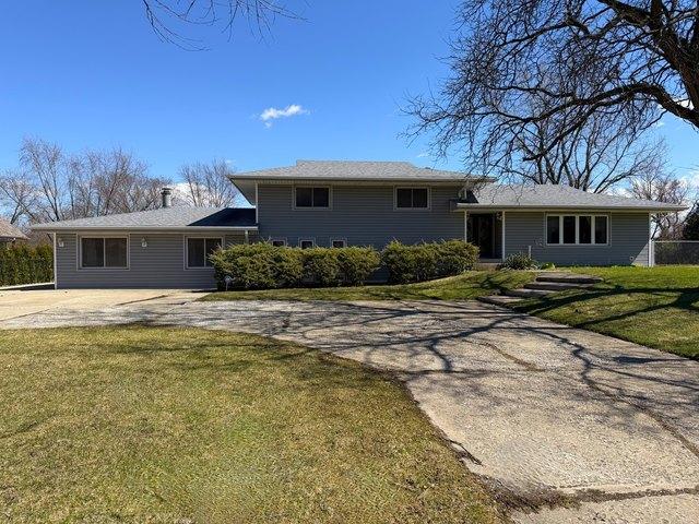 12747 S 81st Ct, Palos Park, IL 60464