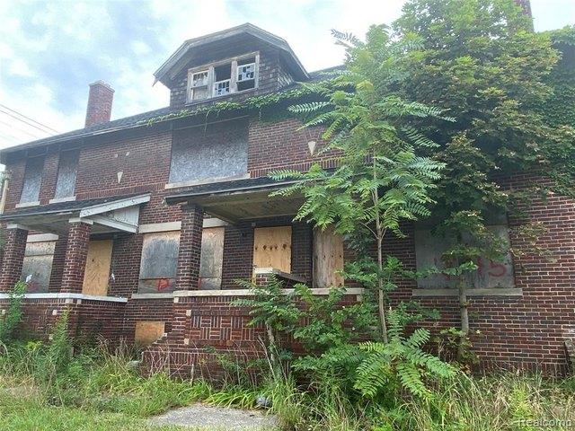12745 Lawton St, Detroit, MI 48238