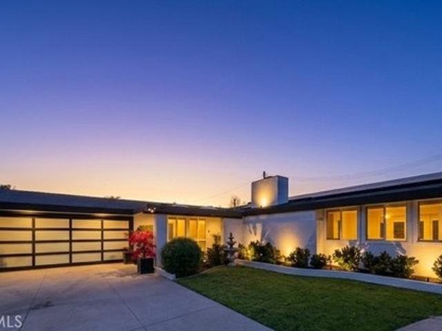 12746 Martha Ann Dr, Los Alamitos, CA 90720