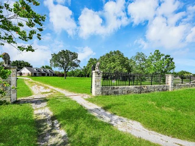 12746 Roy Rd, Pearland, TX 77581