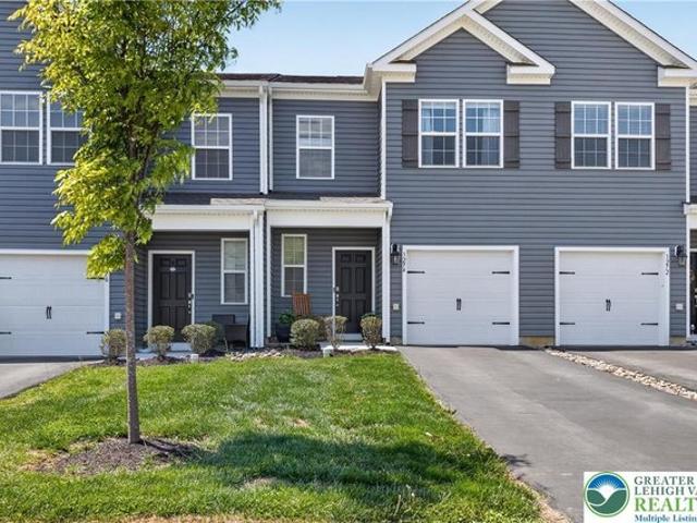1274 Martin St, Upper Macungie Township, PA 18031