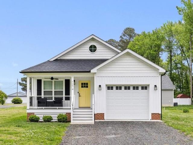 1274 Holly Vista Dr, Colonial Beach, VA 22443
