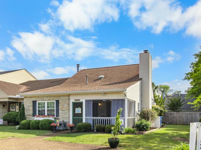 1274 Leaside Ln, Hixson, TN 37343 | MLS #1533 | Compass