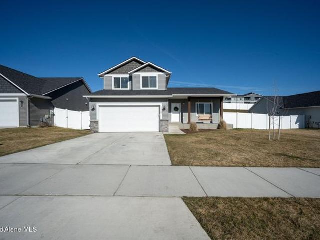 12750 N Cavanaugh Dr, Rathdrum, ID 83858