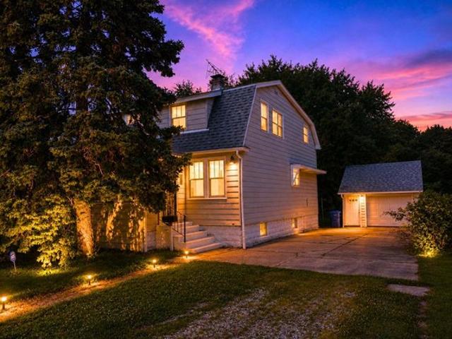 12751 Irving Ave, Blue Island, IL 60406