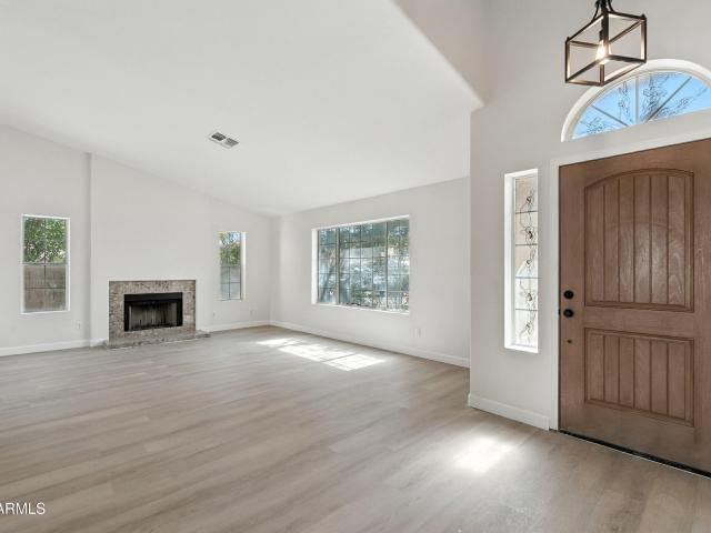 12751 N 85th Dr, Peoria, AZ 85381 | MLS #6916 | Compass