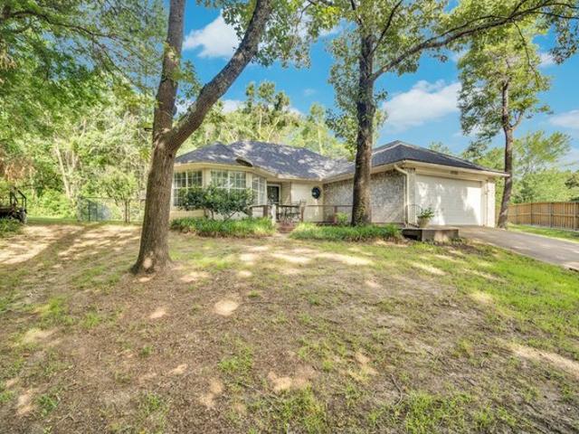 12752 Honeysuckle Cir, Eustace, TX 75124