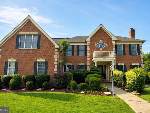 12754 Alder Woods Dr, Fairfax, VA 22033