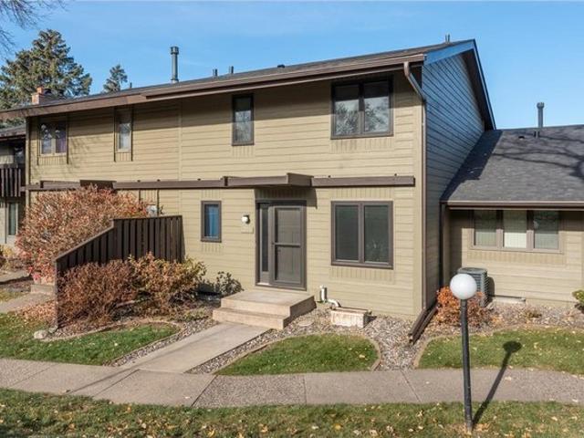 1275 Brighton Sq, New Brighton, MN 55112