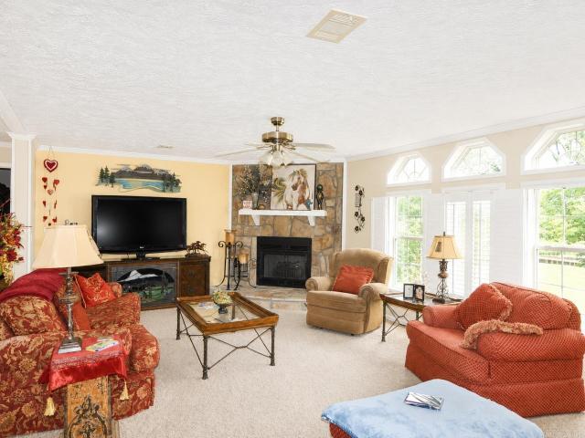 1275 Cadron Creek Road
