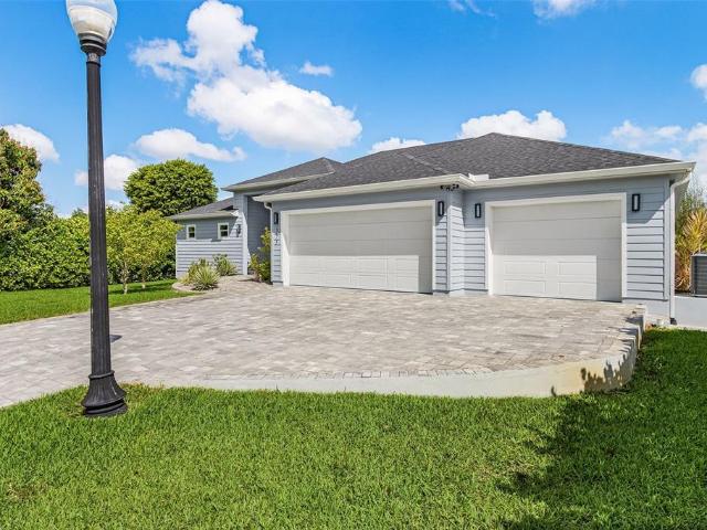 1275 Carlene Ave, Fort Myers, FL 33901 | MLS #C7524 | Compass