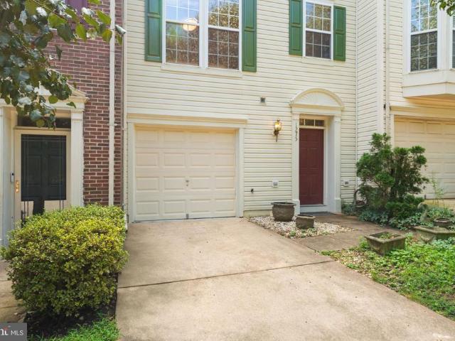 1275 Corbett Place