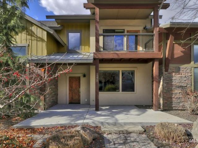 1275 E Lone Creek Dr, Eagle, ID 83616