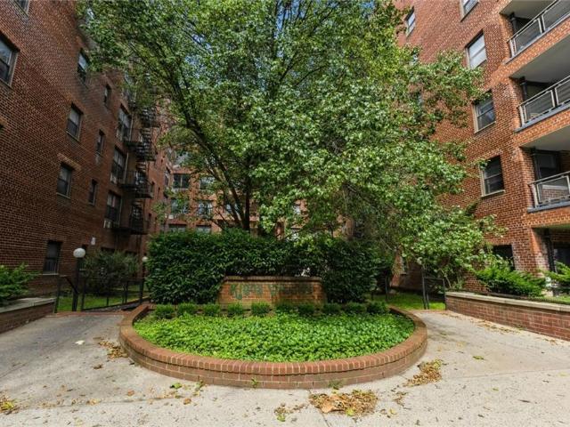 1275 East 51st Street # 3H