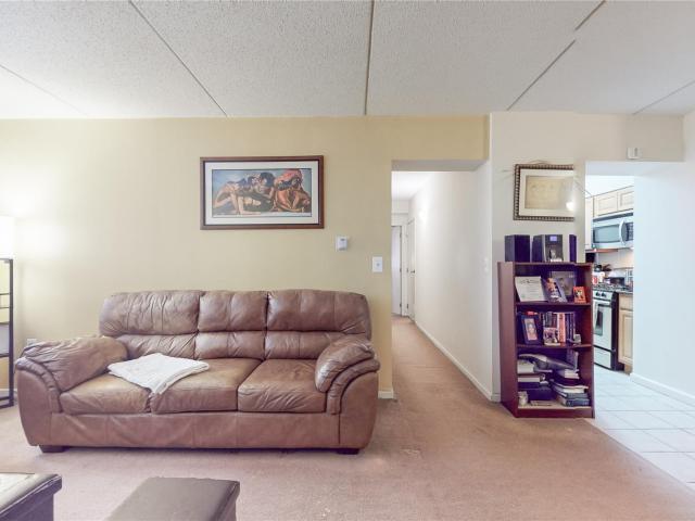 1275 Grant Avenue 4I