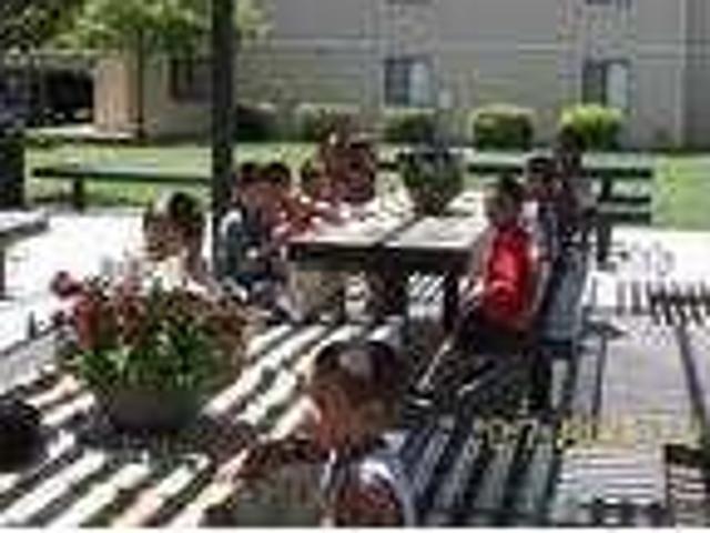 1275 S Winery Ave