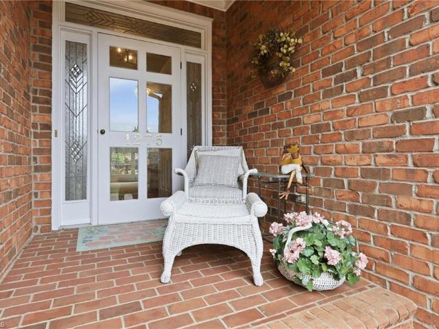 1275 Thornhill Lane