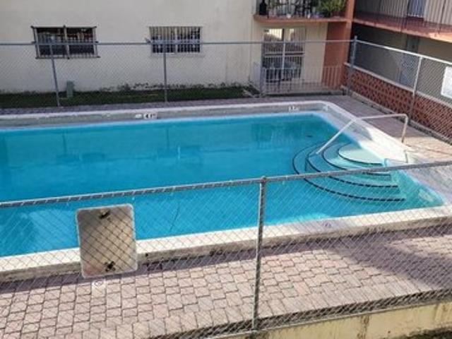 1275 W 35th St Apt 61B, Hialeah, FL 33012